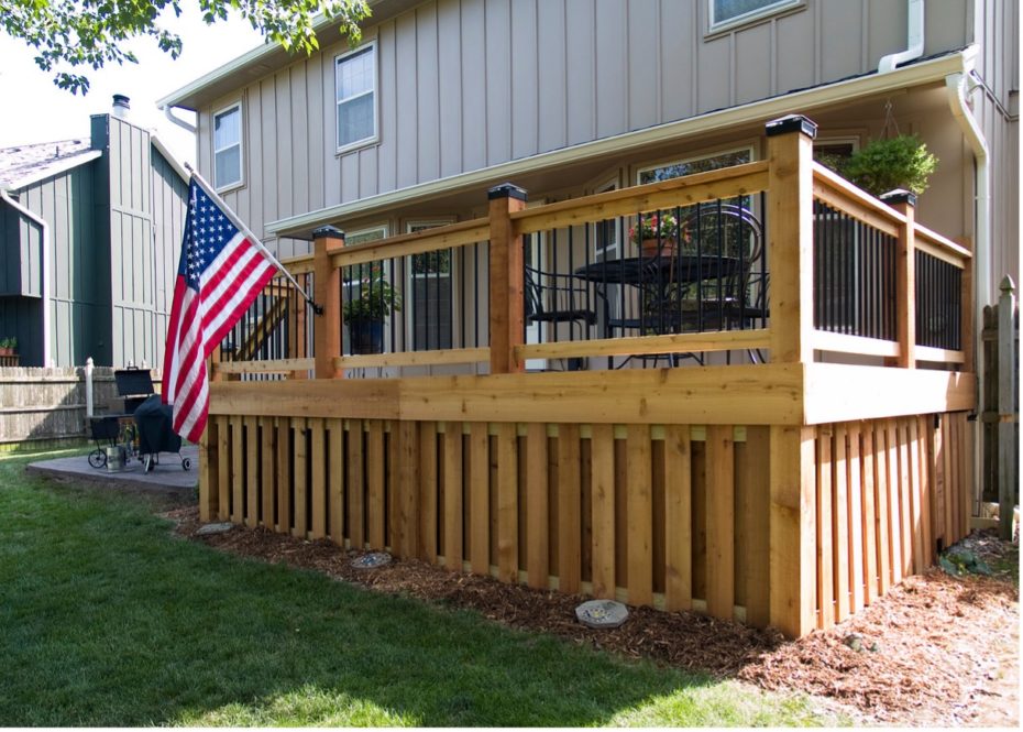 33 Inexpensive Deck Skirting Ideas - Trex RainEscape