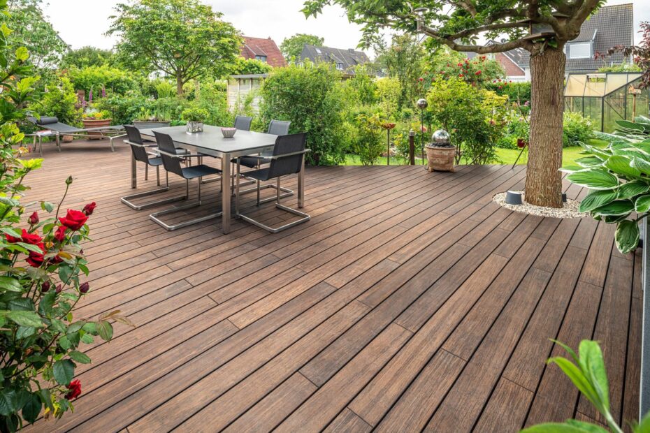 Parts of a Deck: Exploring Its Anatomy - Trex RainEscape