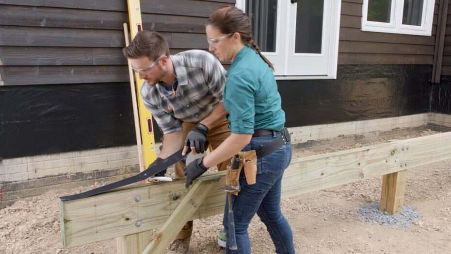 How to Master Deck Framing: Techniques for a Secure Structure - Trex ...